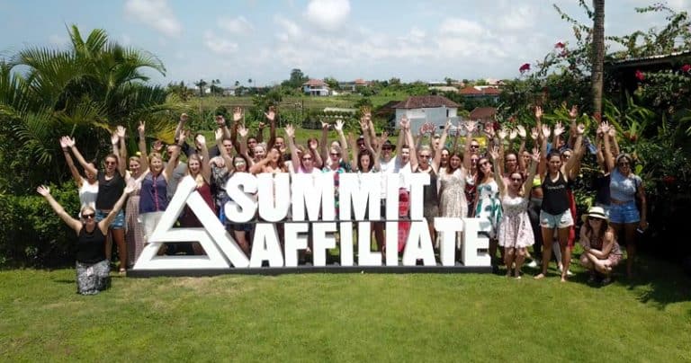 Summit Social Academy Review - Growth for Businesses